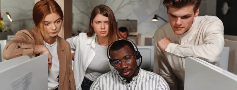 20 Tips Customer Service yang Efektif yang Membuat Pelanggan Nyaman