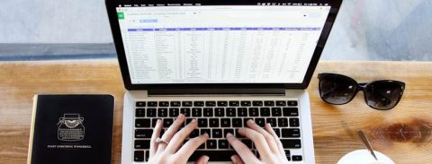 Data Entry: Ini Pengertian, Tanggung Jawab, dan Kualifikasinya ...